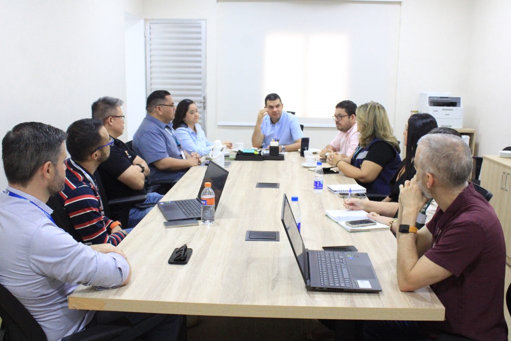 Prefeitura De Manaus Define Execução Do Programa Gás Do Povo Com MDS E ...